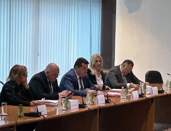 Конференција за новинаре након састанка странака партнера у власти на нивоу БиХ